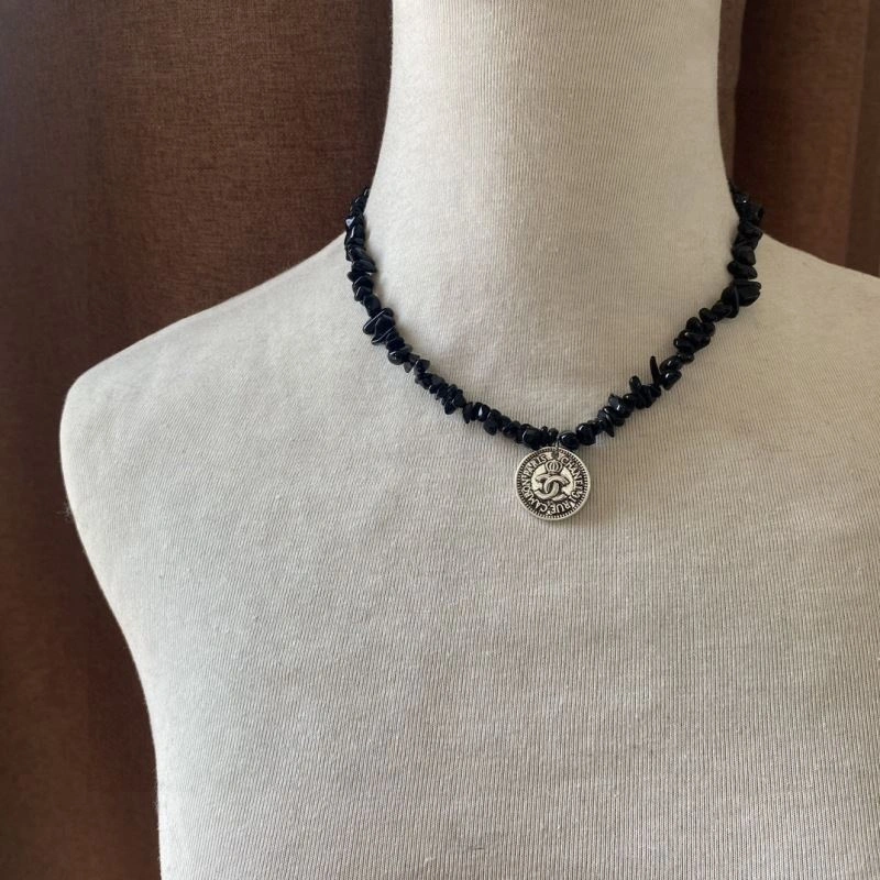 Accurate model Chanel Necklaces