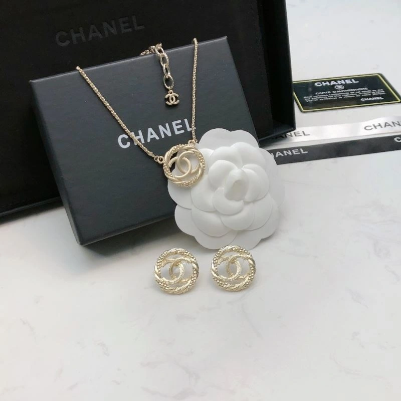 Economical Chanel Necklaces
