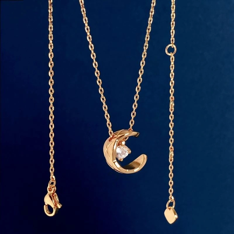 Original Chanel Necklaces
