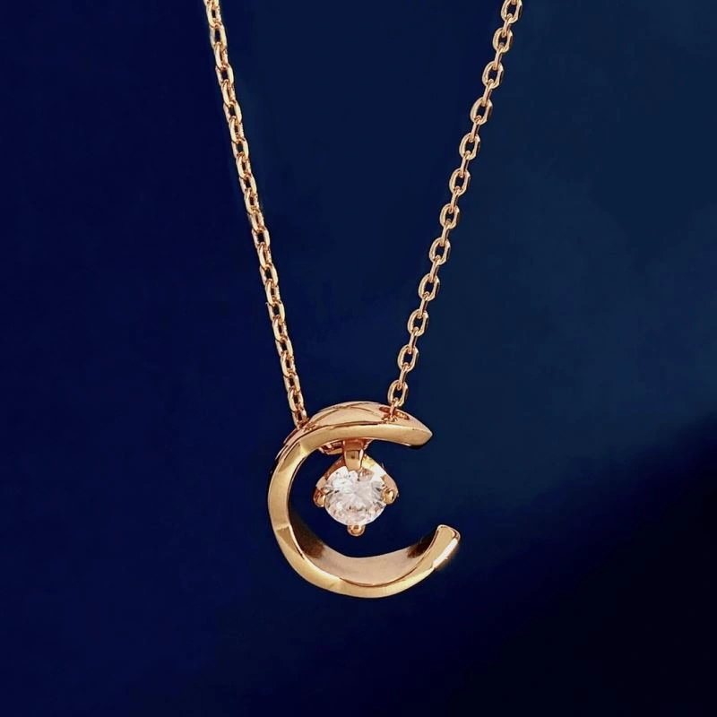 Original Chanel Necklaces