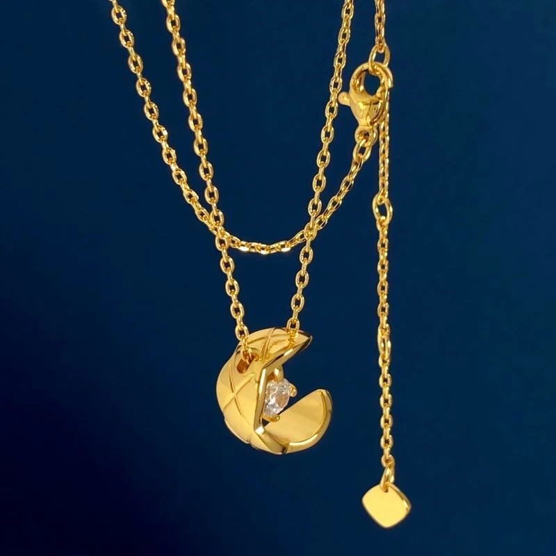 Discounted Chanel Necklaces