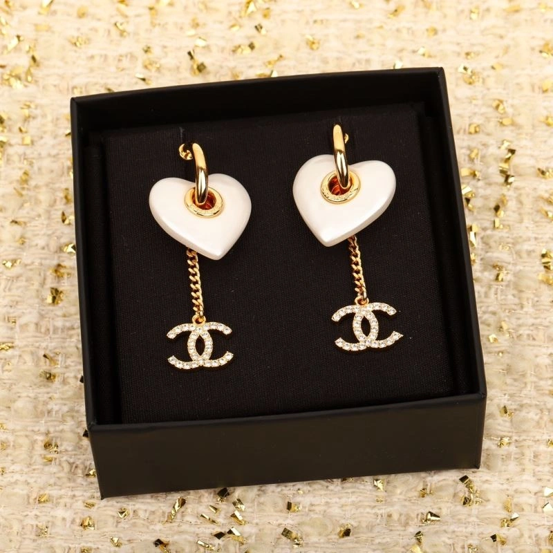 Reasonably priced Chanel Necklaces