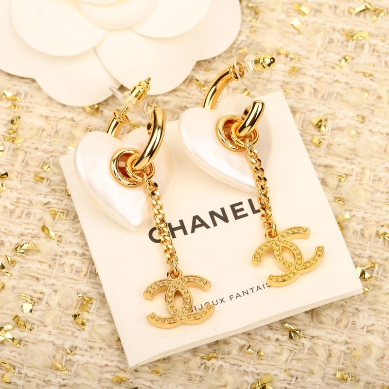 Reasonably priced Chanel Necklaces
