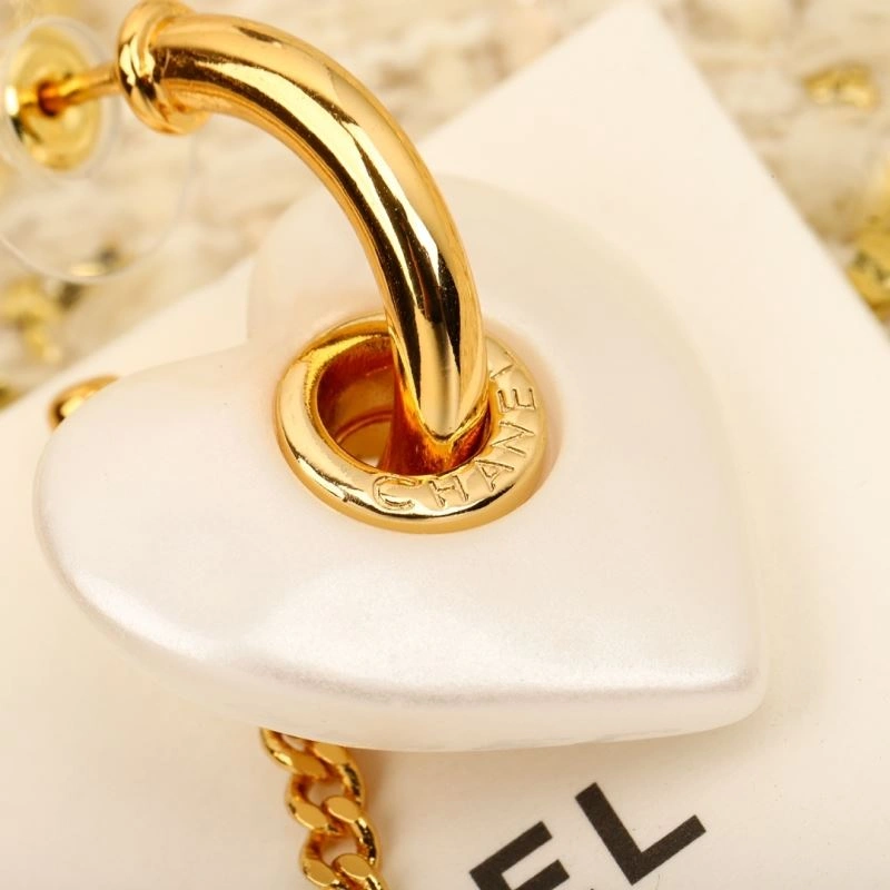 Reasonably priced Chanel Necklaces