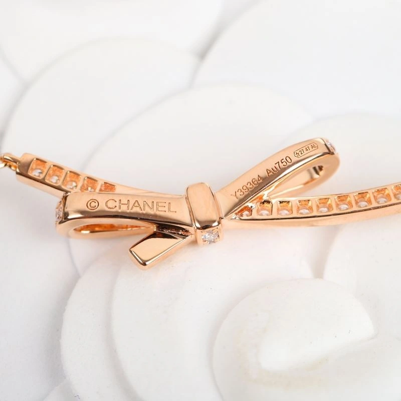 Reasonably priced Chanel Necklaces