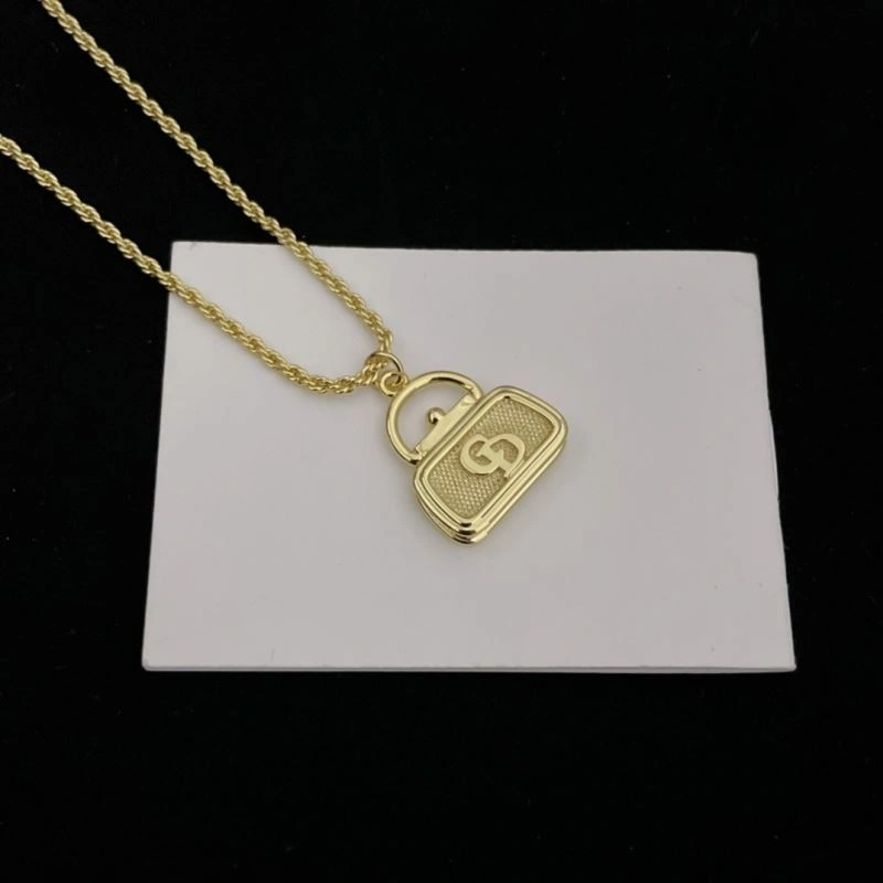 Top mirror Chanel Necklaces