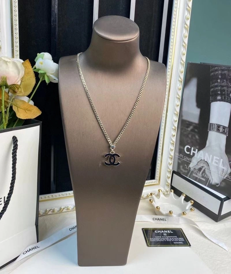 Original Chanel Necklaces