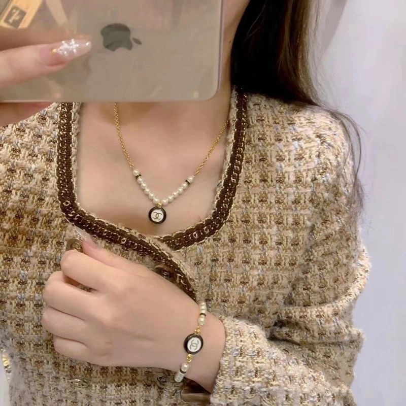 1:1 copy Chanel Necklaces
