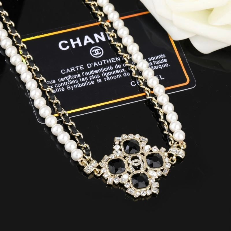 Bargain Chanel Necklaces