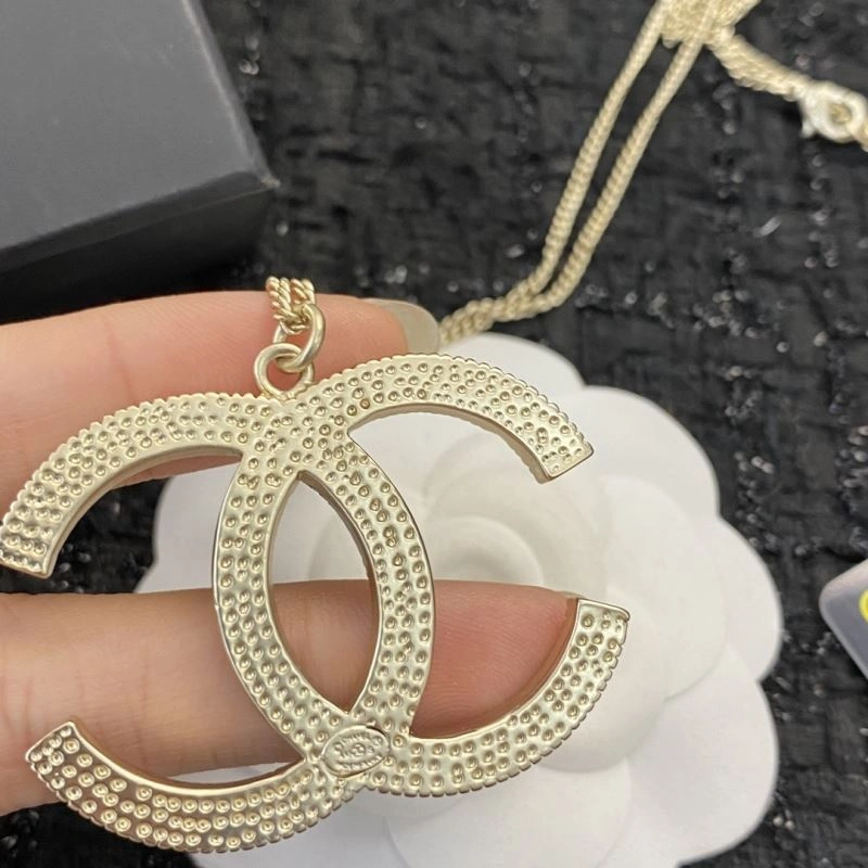 Low-cost Chanel Necklaces