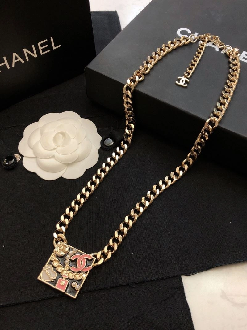 Inexpensive Chanel Necklaces