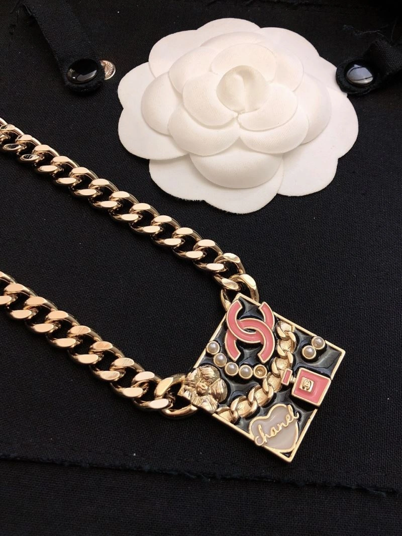 Inexpensive Chanel Necklaces