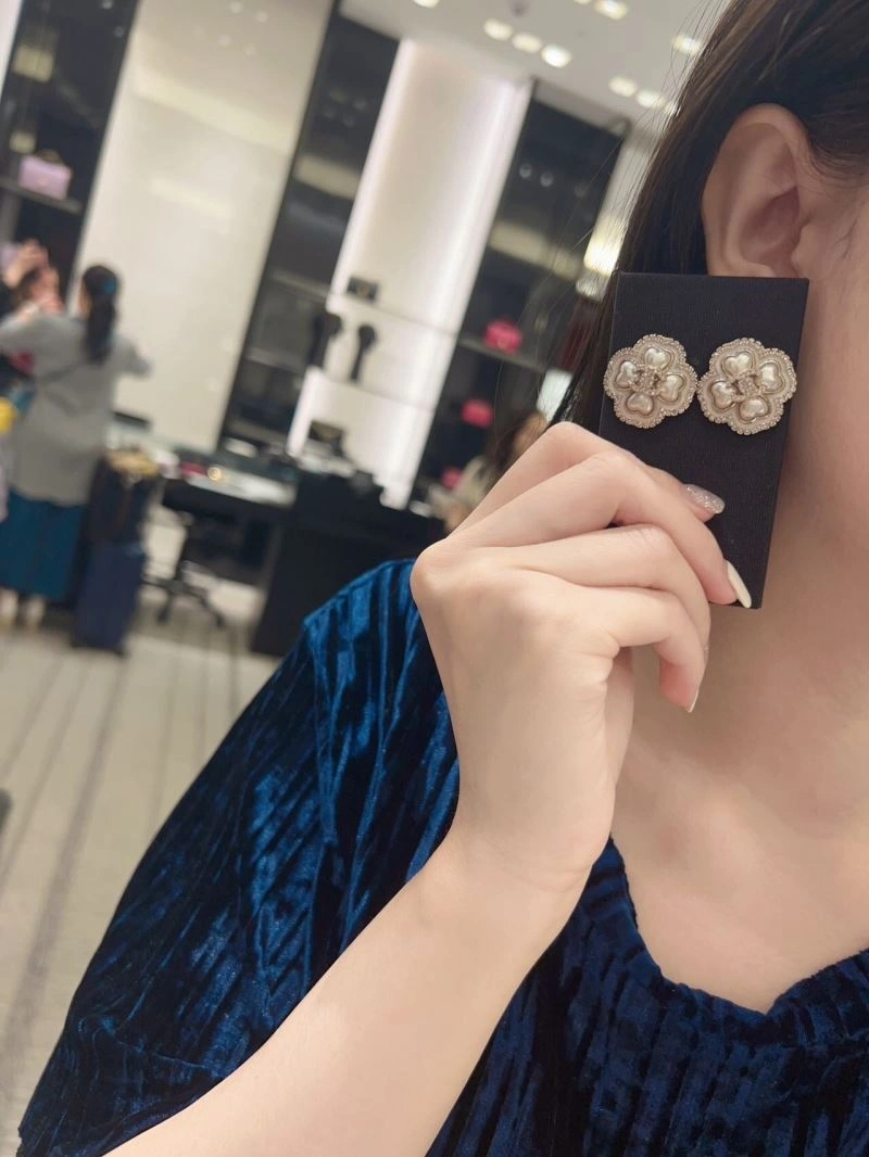 Economical Chanel Necklaces