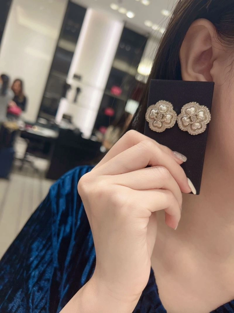 Economical Chanel Necklaces