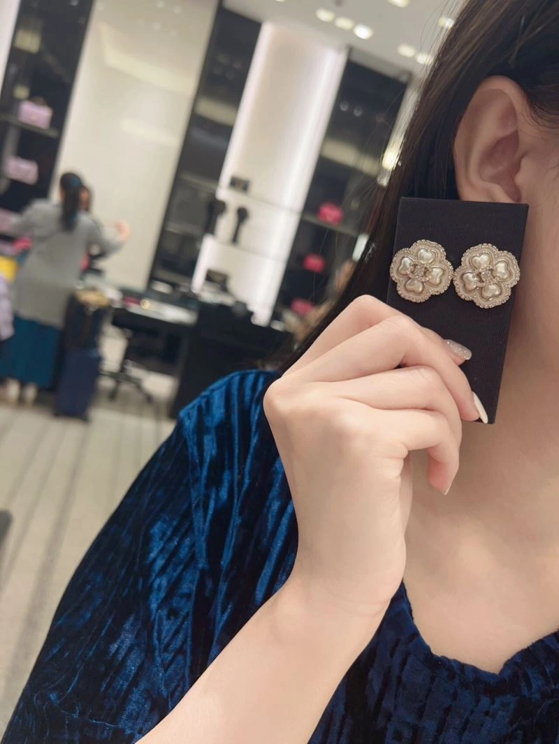 Economical Chanel Necklaces