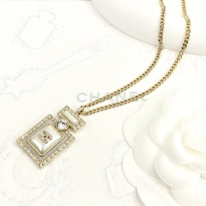 Precise copy Chanel Necklaces