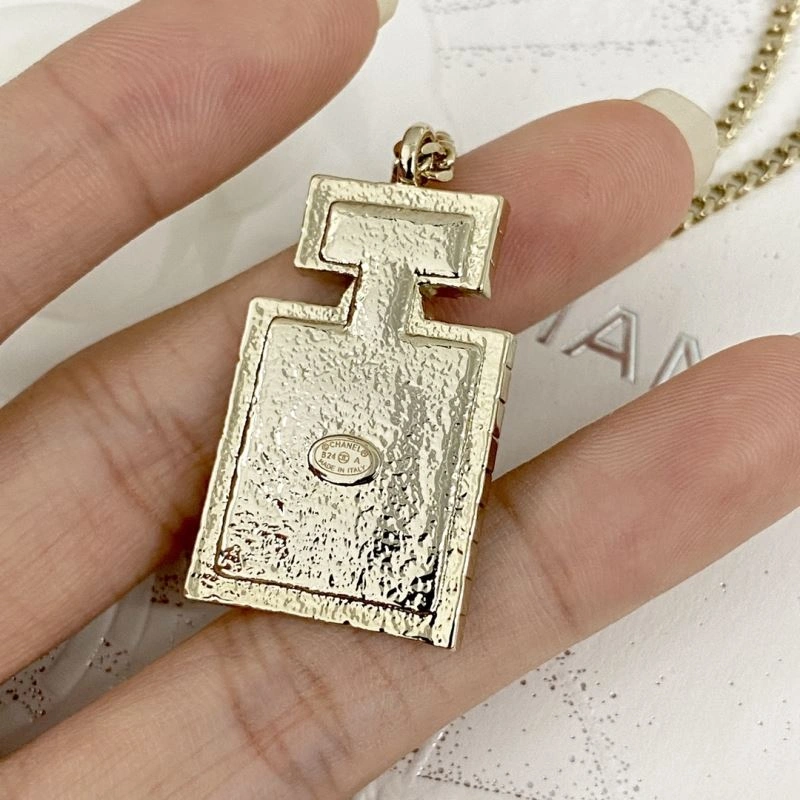 Precise copy Chanel Necklaces