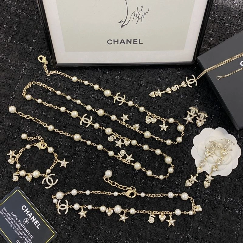 Brand-original Chanel Necklaces
