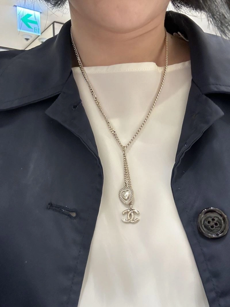Top match Chanel Necklaces
