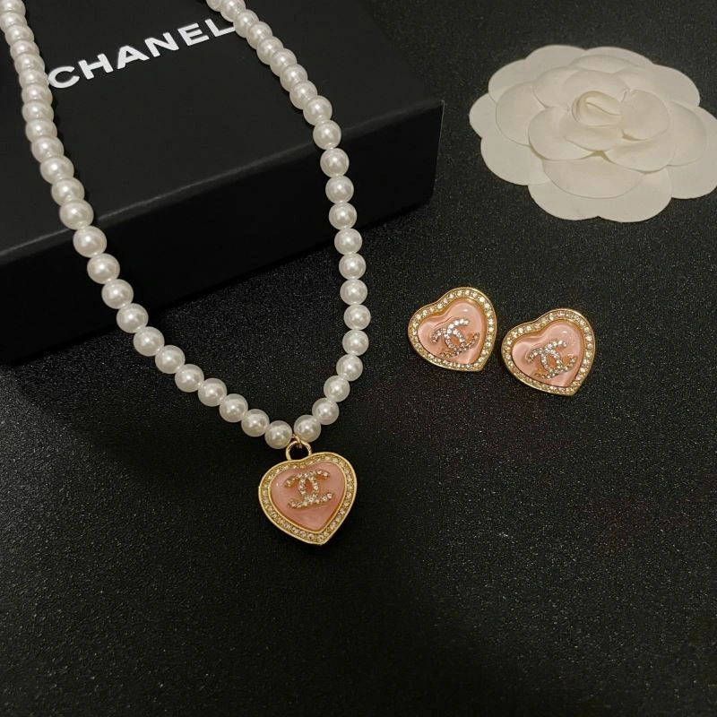 Economical Chanel Necklaces