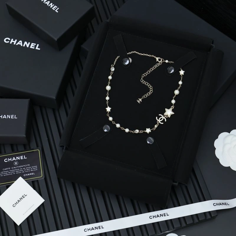 Accurate model Chanel Necklaces
