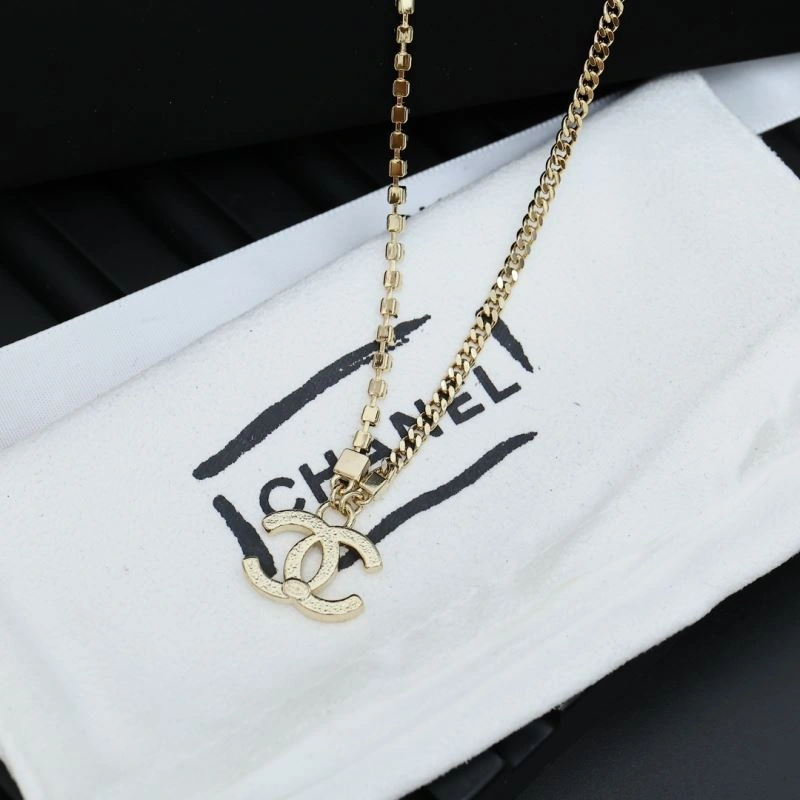 Original Chanel Necklaces