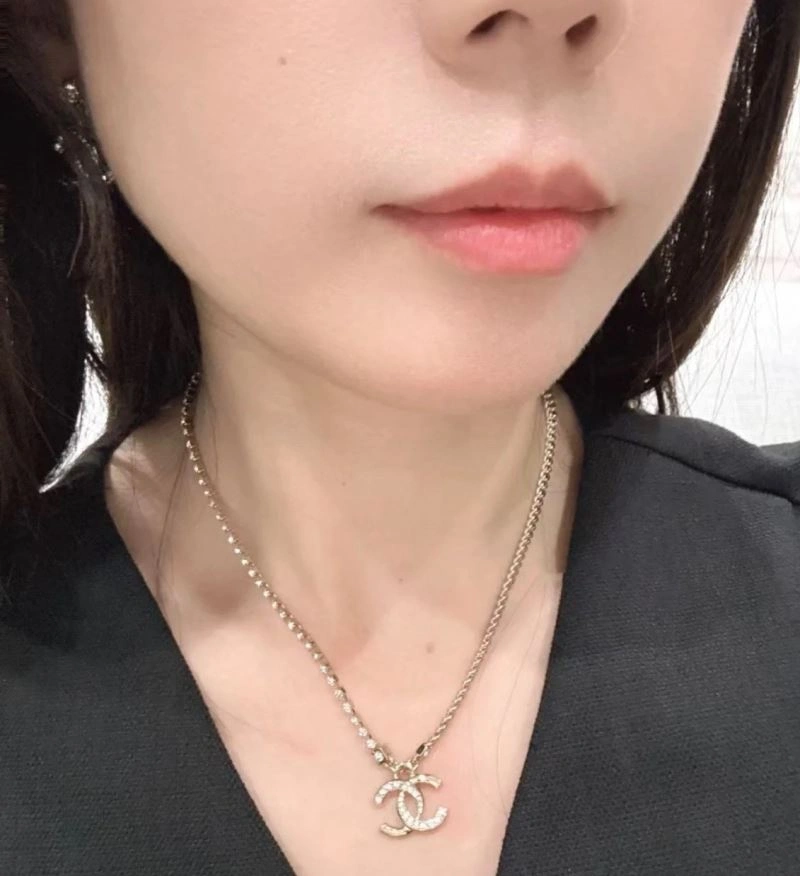 Original Chanel Necklaces