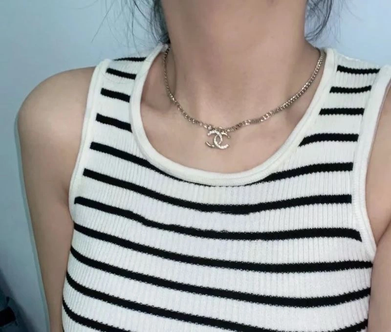 Original Chanel Necklaces