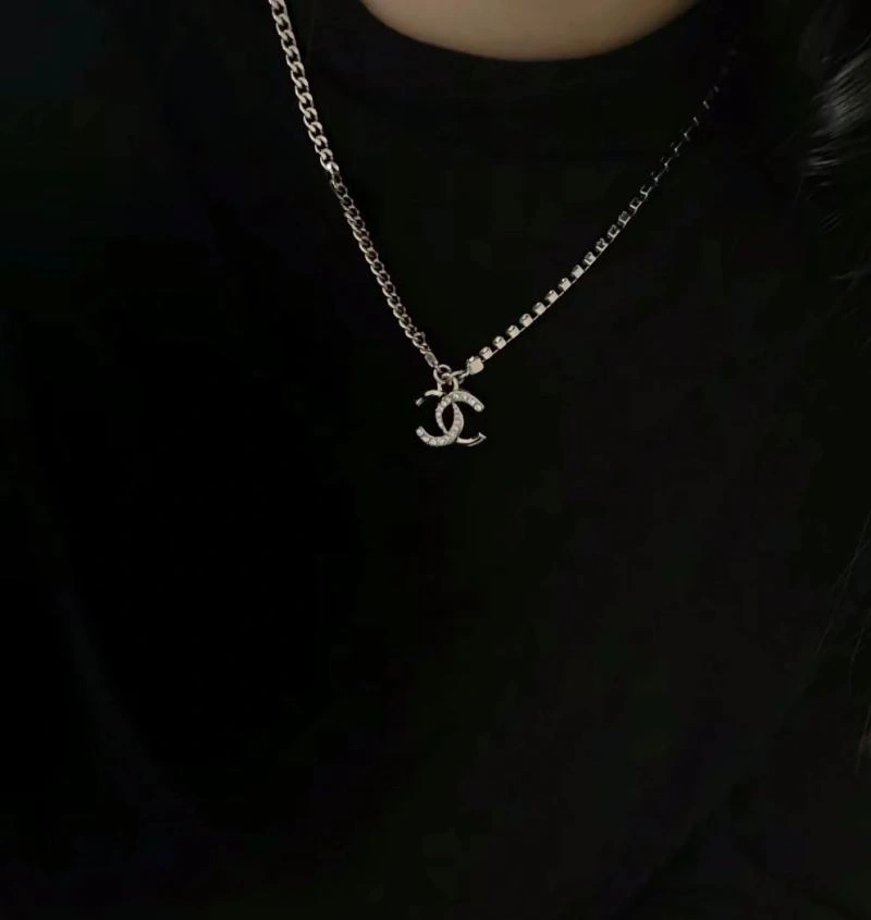 Original Chanel Necklaces