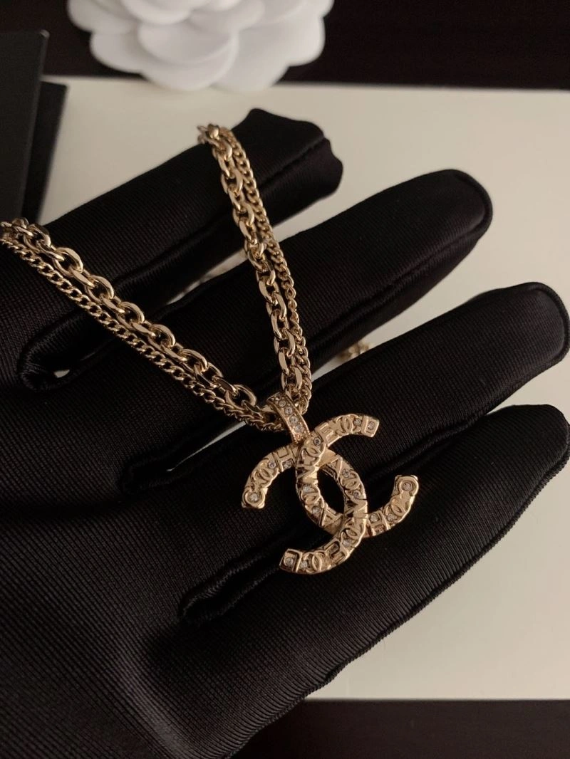 Original Chanel Necklaces