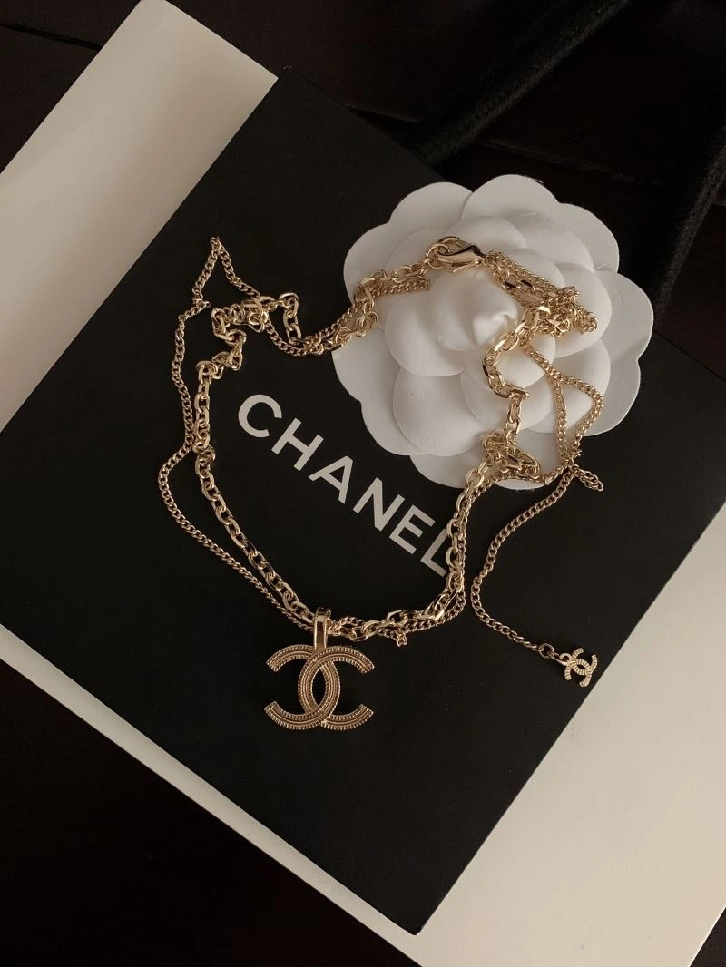 Original Chanel Necklaces