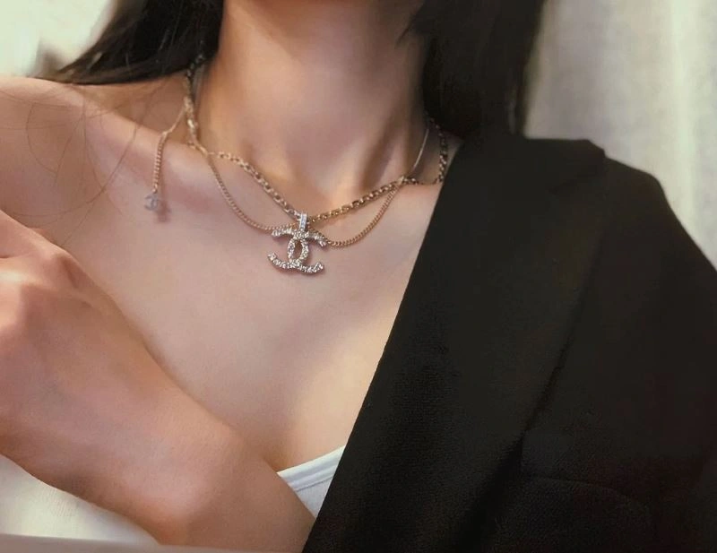 Original Chanel Necklaces
