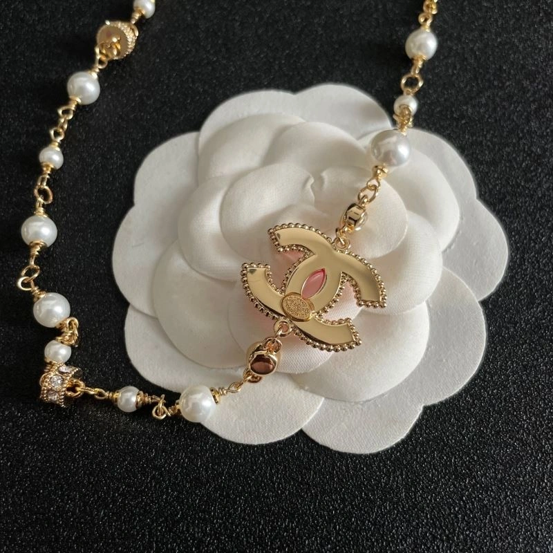 Accurate model Chanel Necklaces