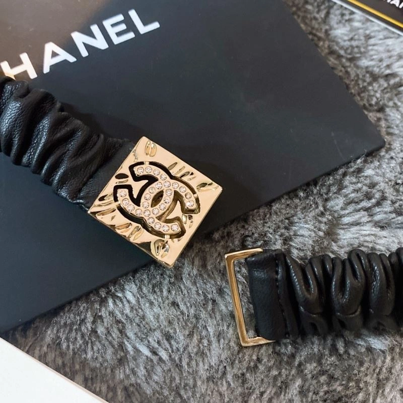 Value-priced Chanel Necklaces