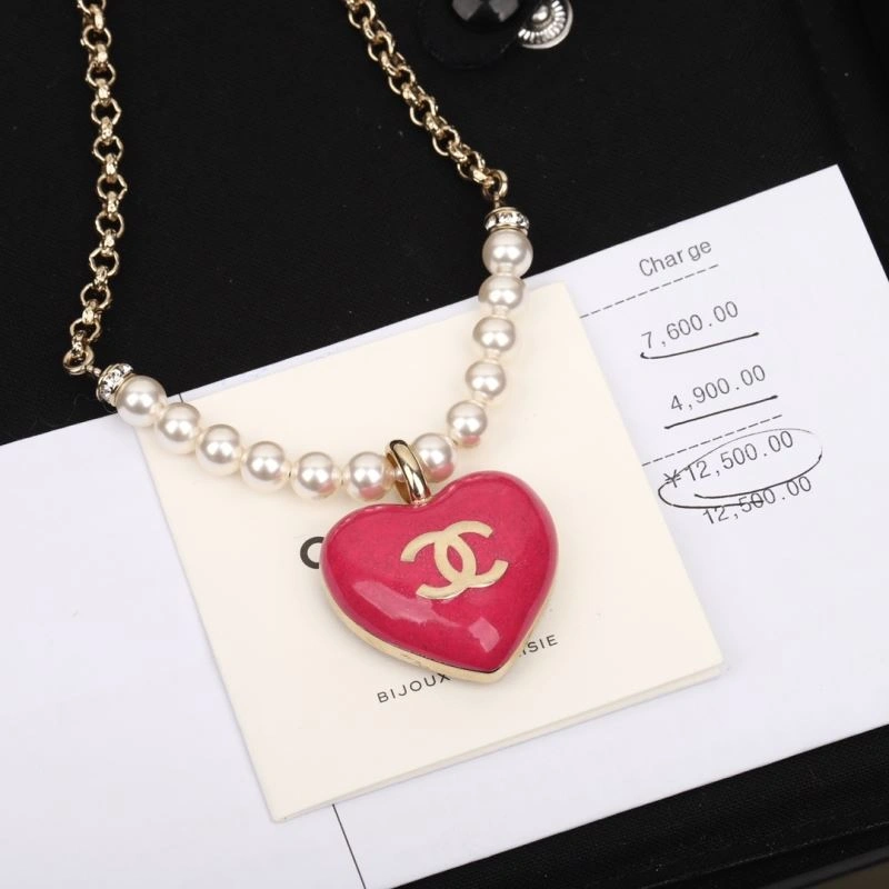 Top mirror Chanel Necklaces