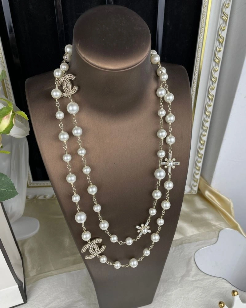 Value-priced Chanel Necklaces