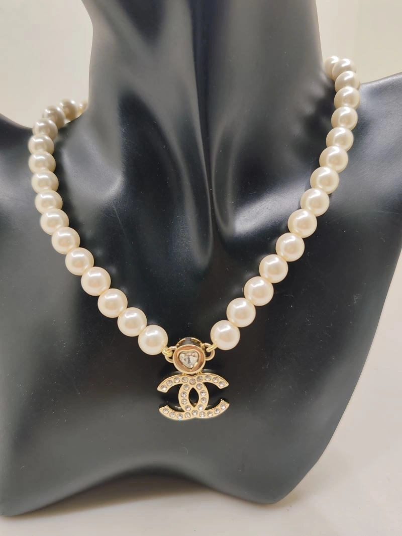 Inexpensive Chanel Necklaces