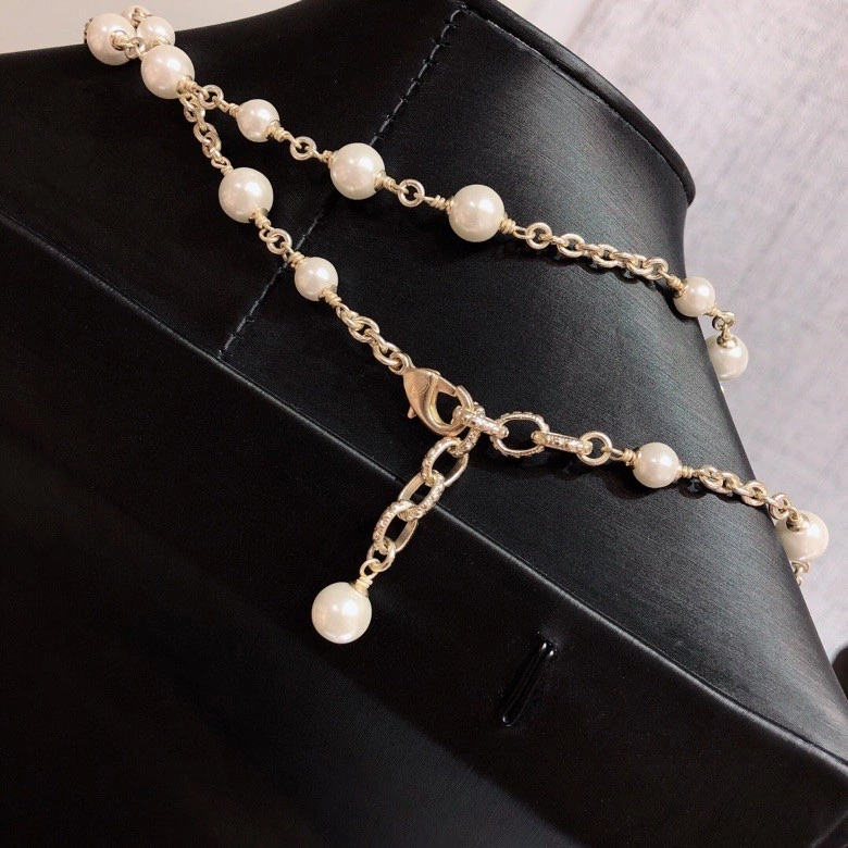 Brand-authenticated Chanel Necklaces