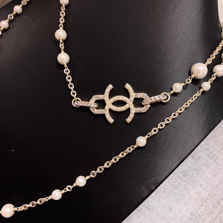 Brand-authenticated Chanel Necklaces