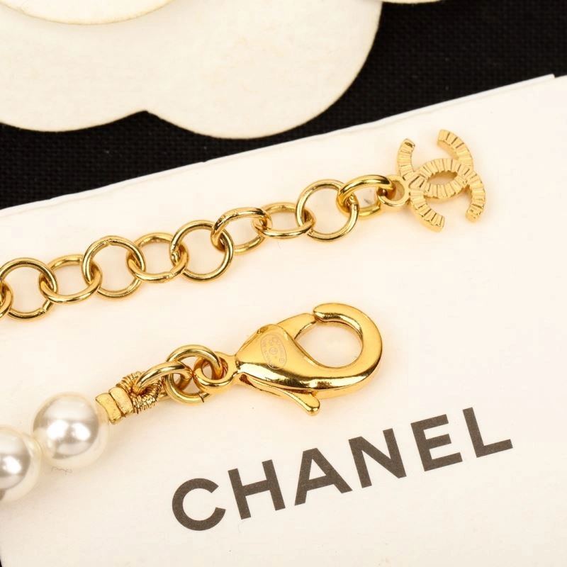 Accurate model Chanel Necklaces