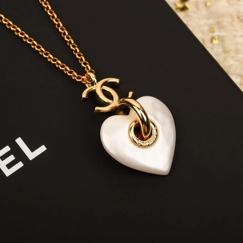 Cut-rate Chanel Necklaces