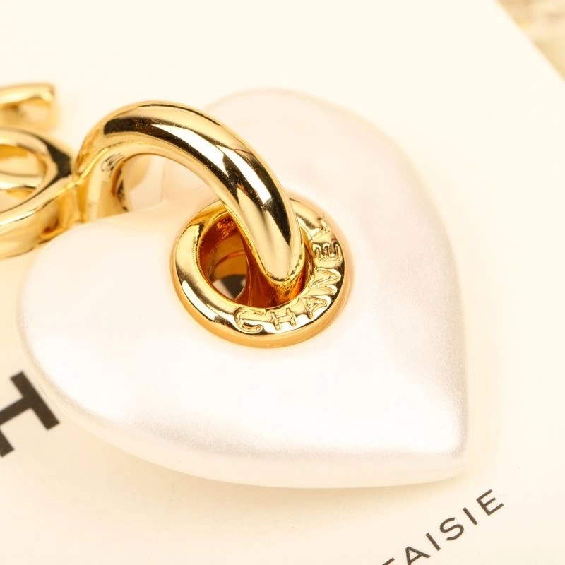 Cut-rate Chanel Necklaces