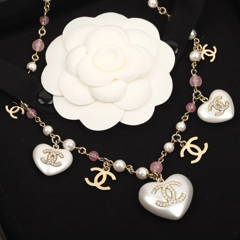 Value-priced Chanel Necklaces