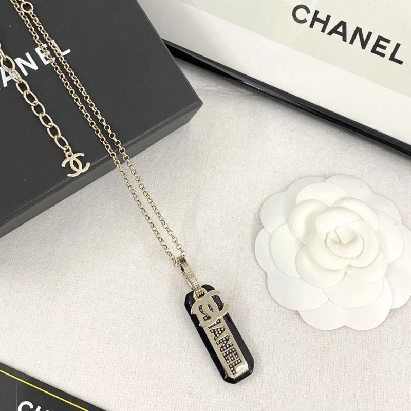 Accurate model Chanel Necklaces