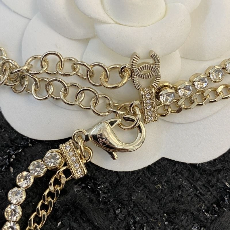 Accurate model Chanel Necklaces