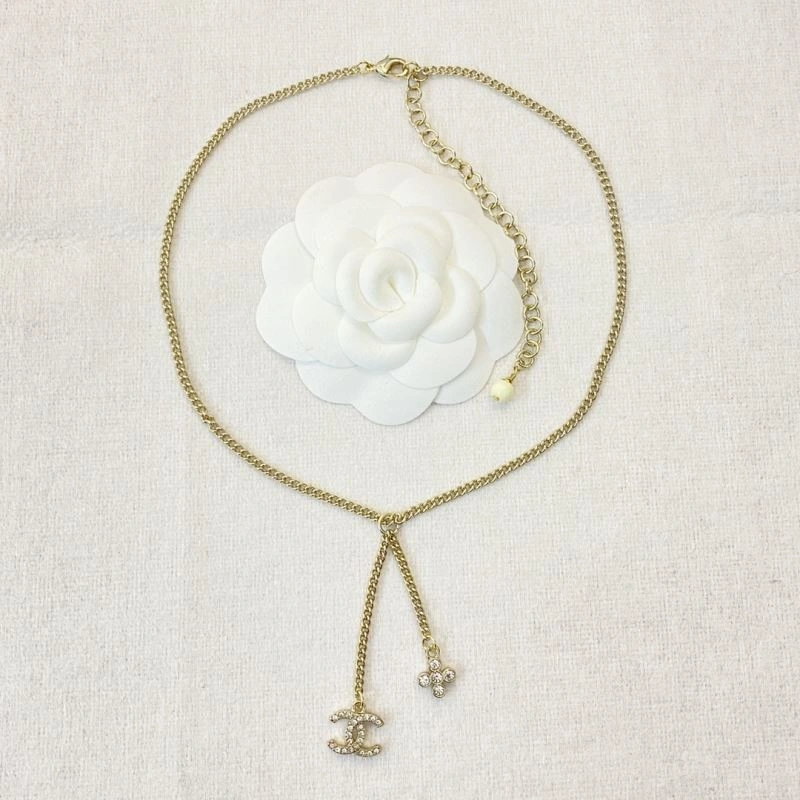 Top match Chanel Necklaces
