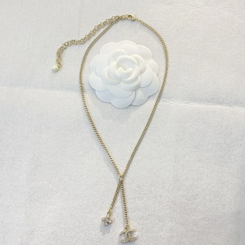 Top match Chanel Necklaces