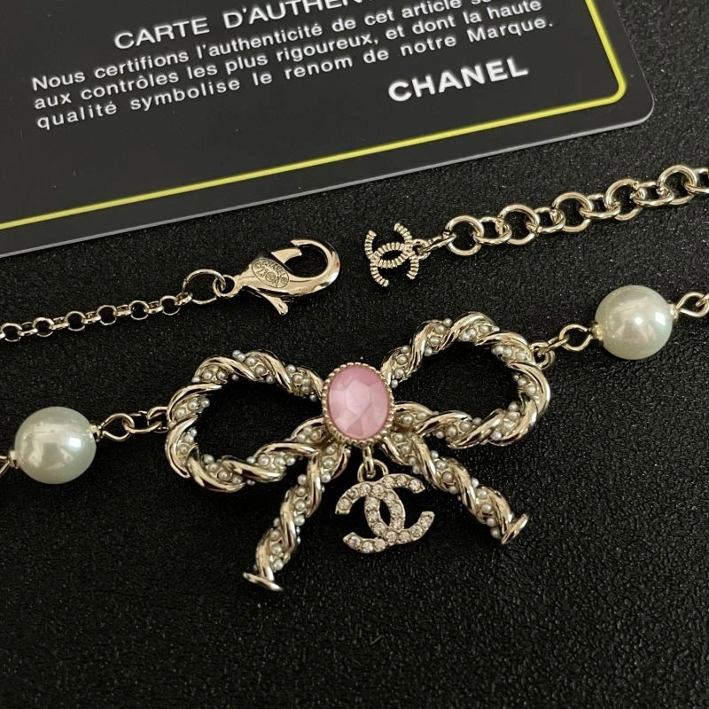 Top mirror Chanel Necklaces