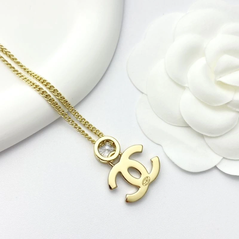 Accurate model Chanel Necklaces