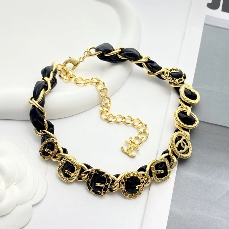 Accurate model Chanel Necklaces
